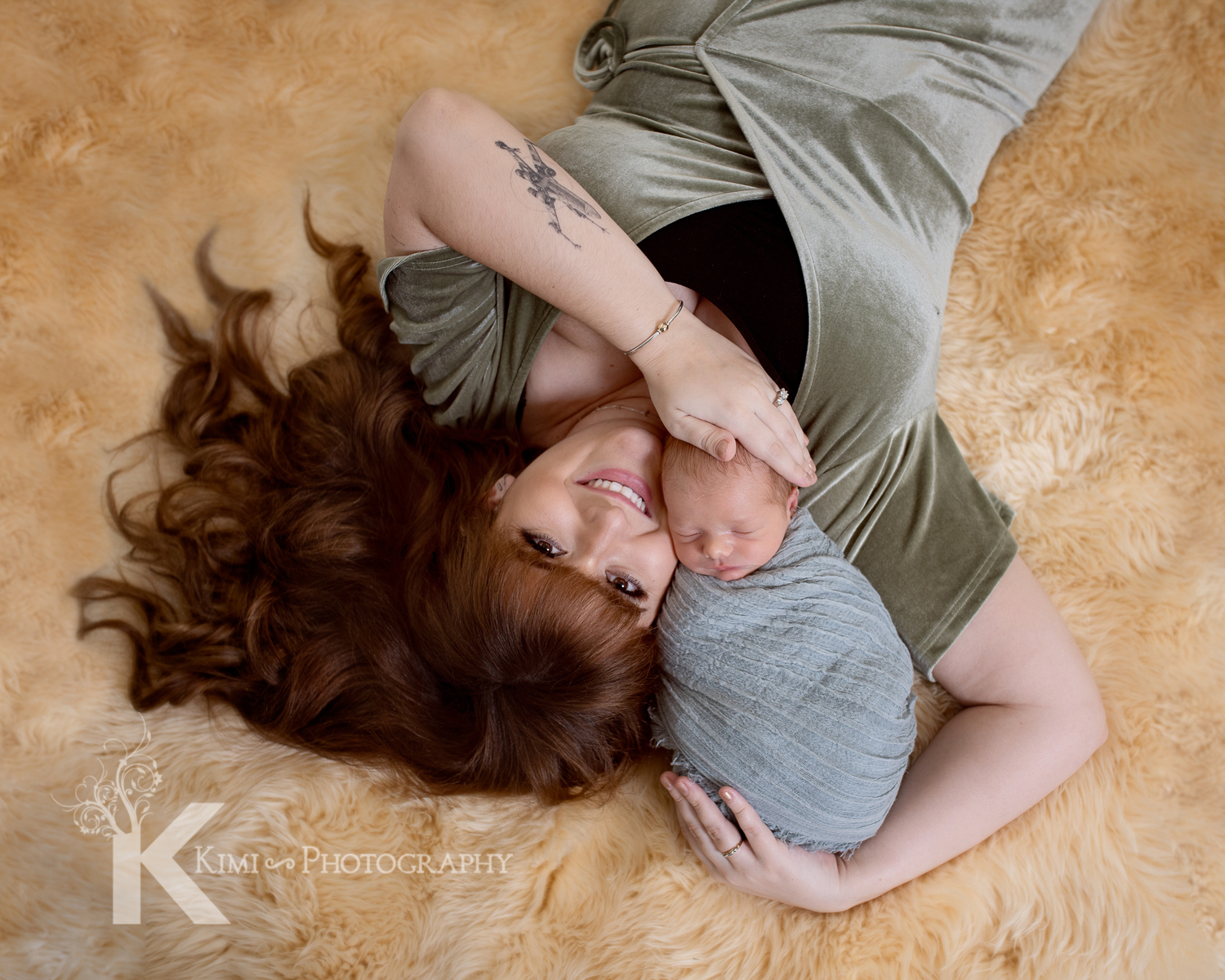 In studio 1st birthday session – Kimi Photography