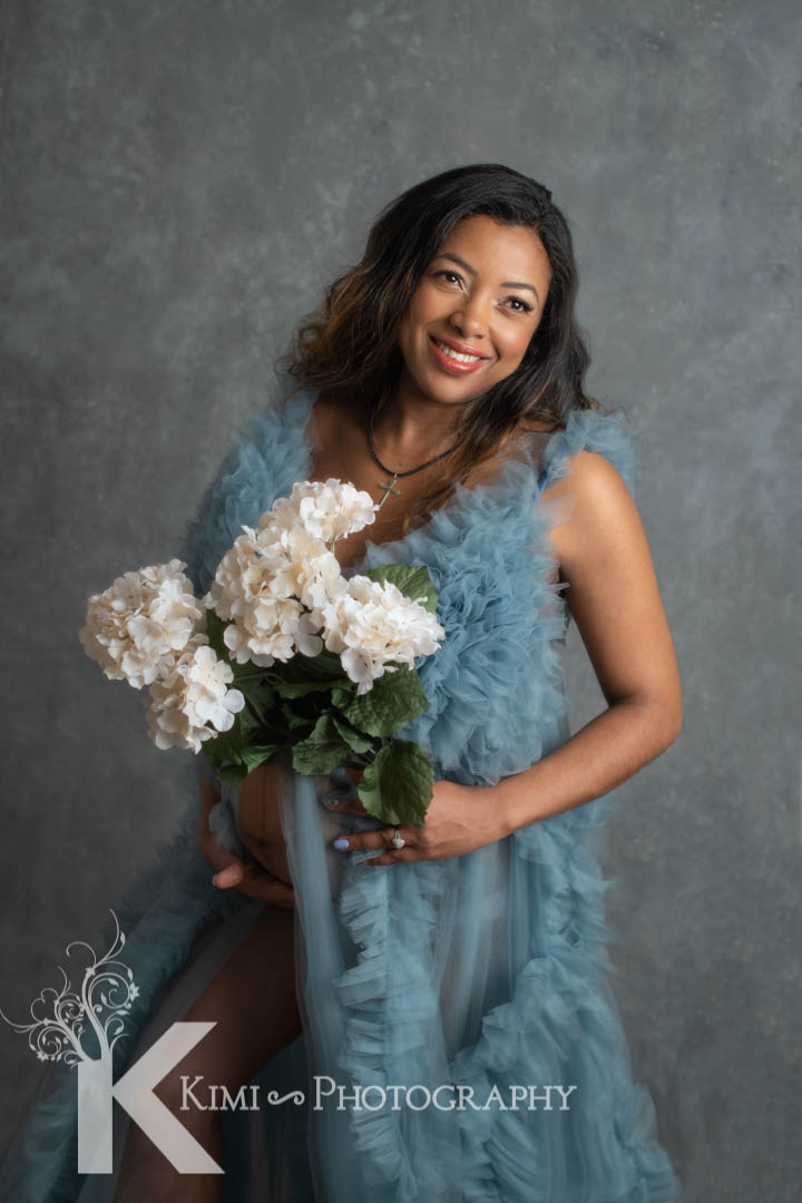 Portland Studio Maternity Photo Session - Kimi Photography