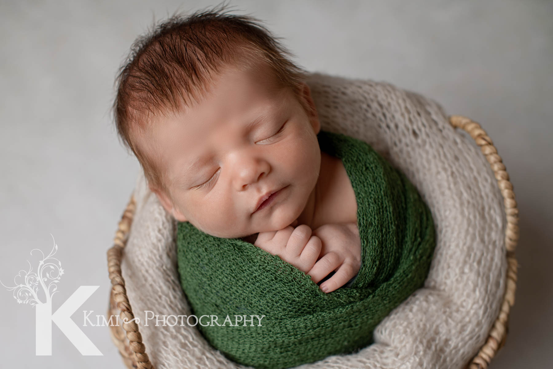Neutral Color Portland Newborn Photography - Kimi Photography