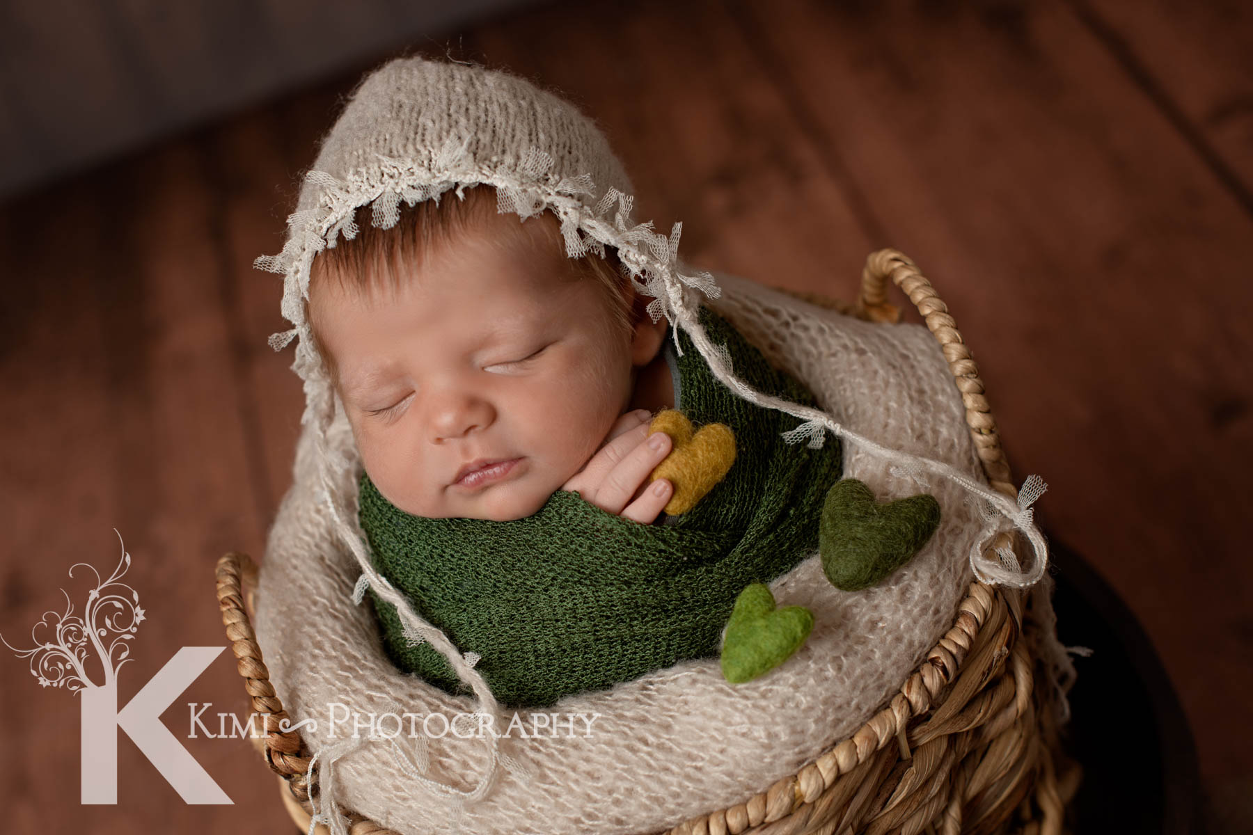 Neutral Color Portland Newborn Photography - Kimi Photography